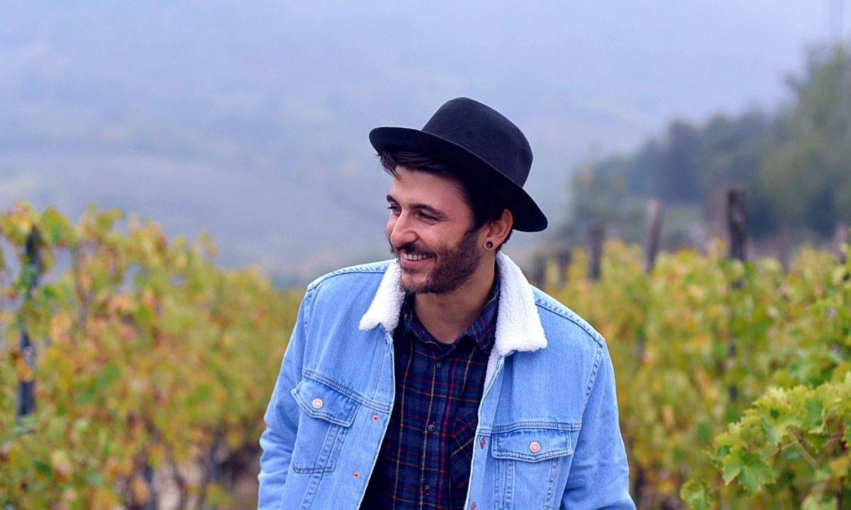 Mosto racconta la quarantena di coppia nel brano “Lievito” – THE ...