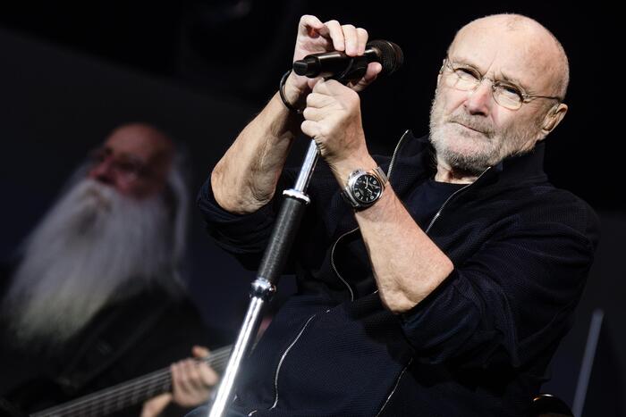 Phil Collins vende i diritti delle canzoni da solista e con i Genesis ...