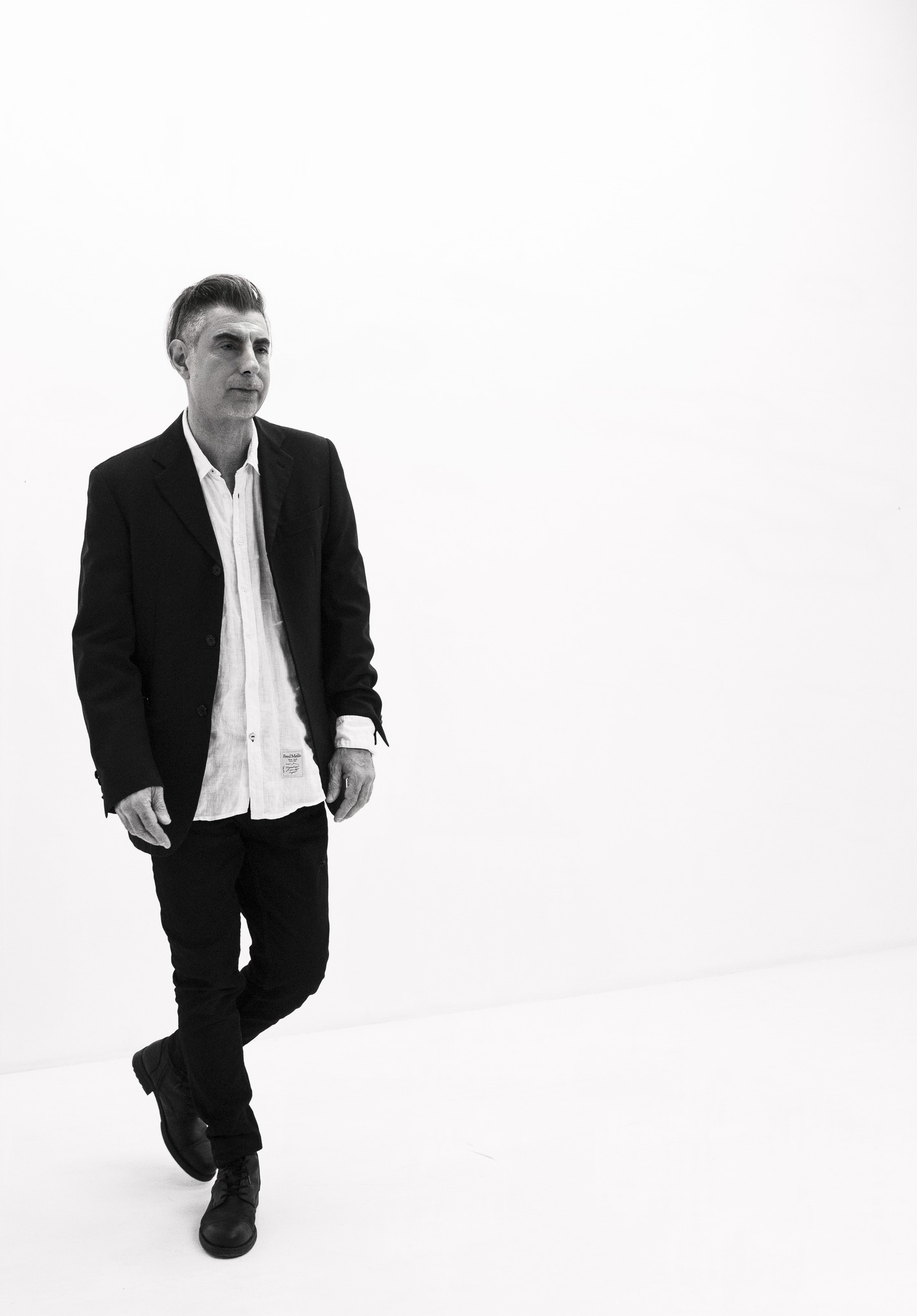 VALENTE: “RADIO SKY”, UN ALBUM CHE LIBERA E AMPLIA GLI ORIZZONTI DELLA ...