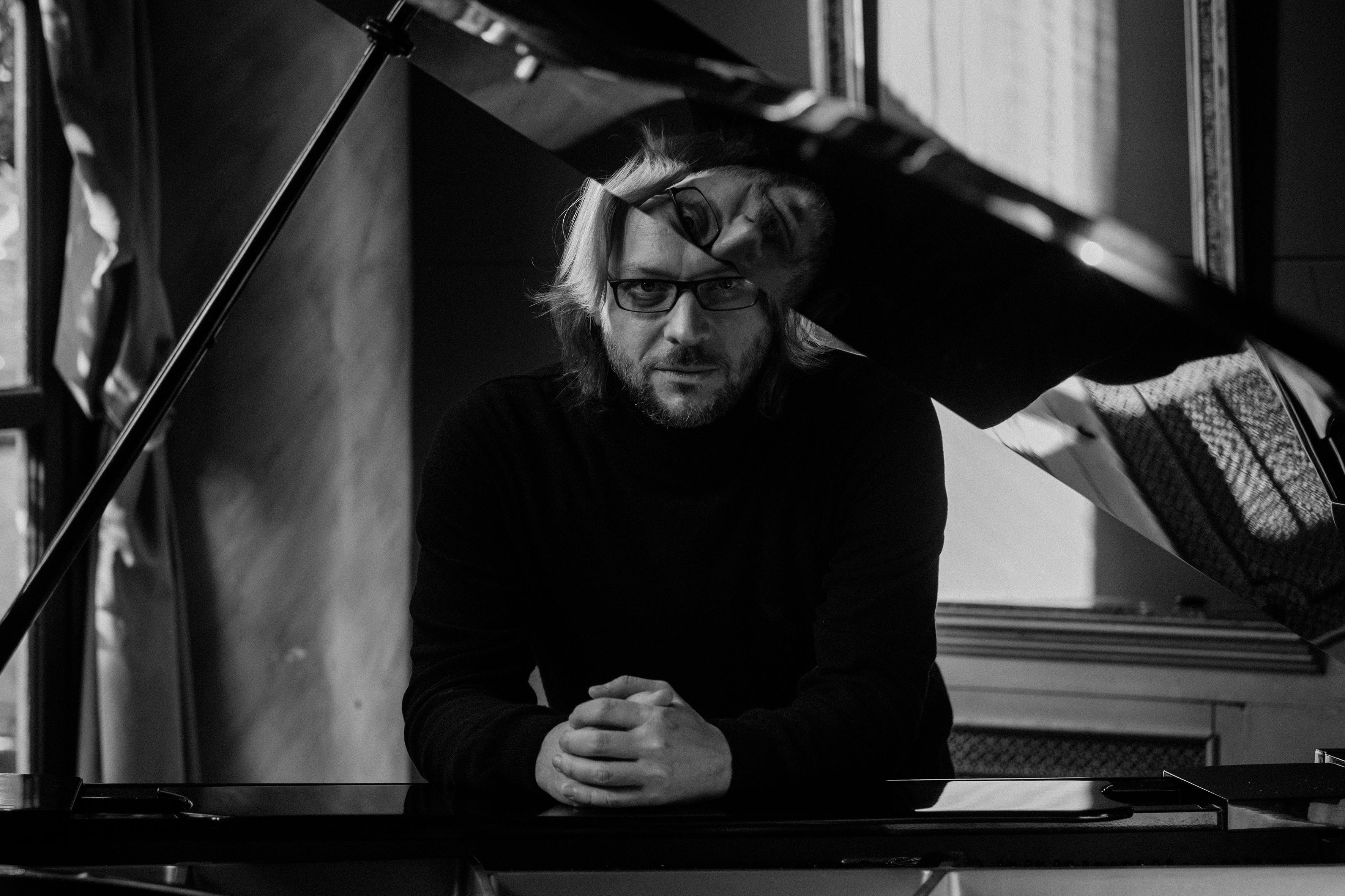 Intervista a Raffaele Grimaldi – Dentro il suono, oltre il tempo – THE ...